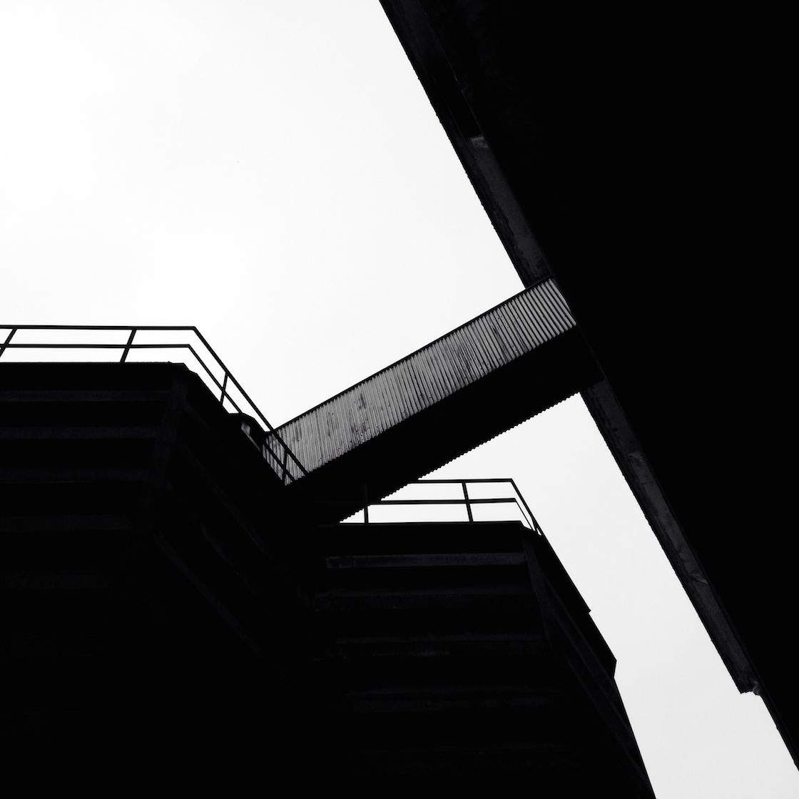 How to Use Lines in Your iPhone Photography