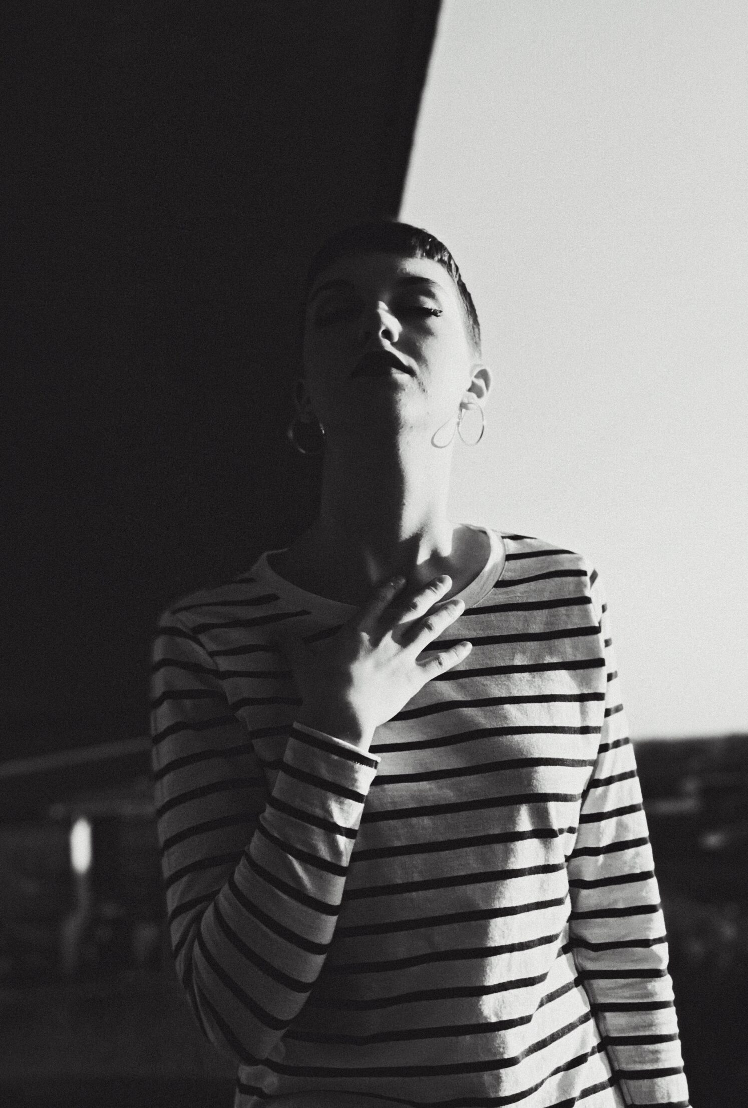 7 Ways To Shoot Interesting Portrait Photos On iPhone