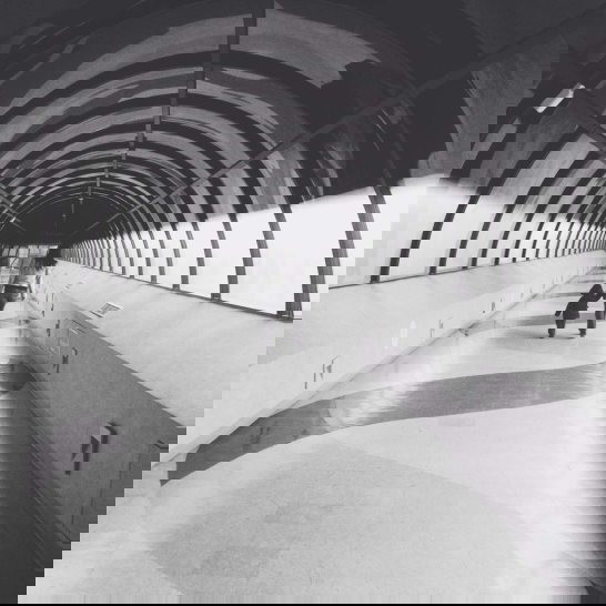 30 Great Examples of Using Lines in iPhone Photography