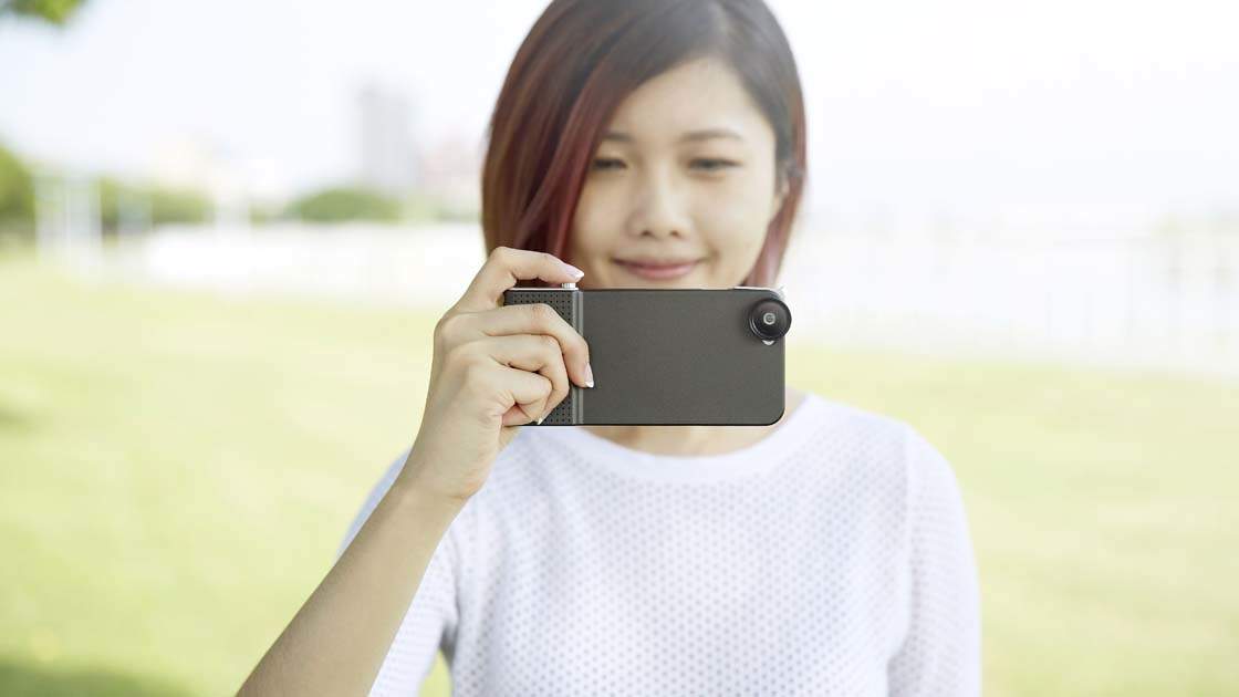 How SNAP! 6 iPhone Case Makes It Easier To Take Photos