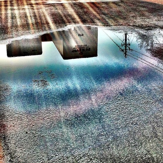 12 Examples of Using Reflections in iPhone Photography