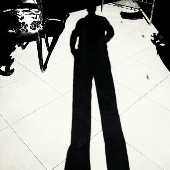 12 Examples of Using Shadows in iPhone Photography