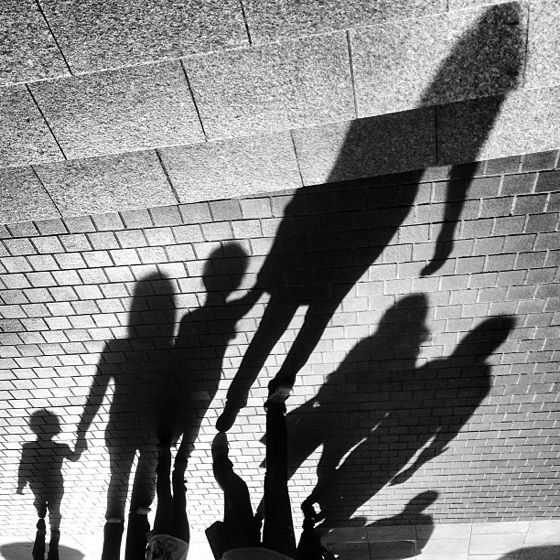 12 Examples of Using Shadows in iPhone Photography