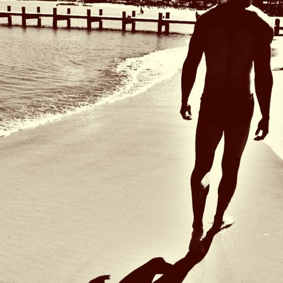 30 Great Examples of Monochromatic iPhone Photography