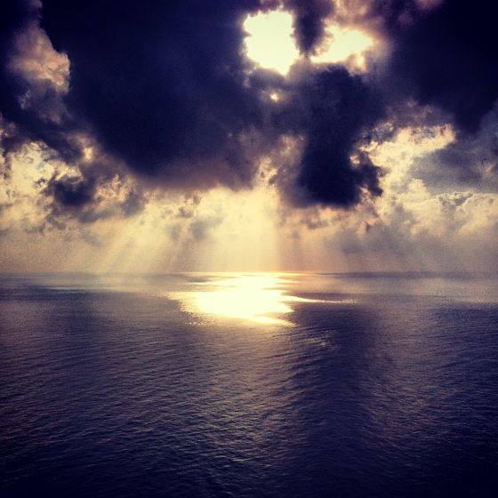 30 Stunning iPhone Photos of Sun