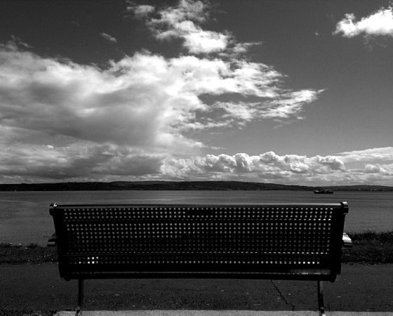 30 Great iPhone Photos Showing the Power of Simplicity