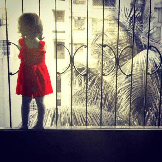30 Great Examples of Using Red in iPhone Photography
