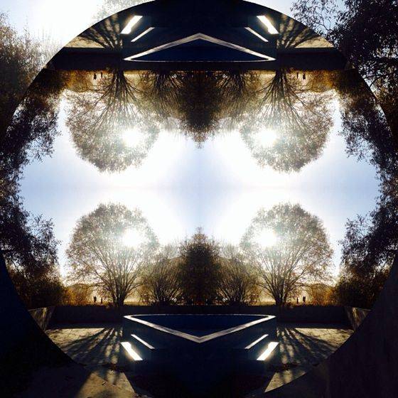 30 Mind-Blowing iPhone Photos of Symmetry