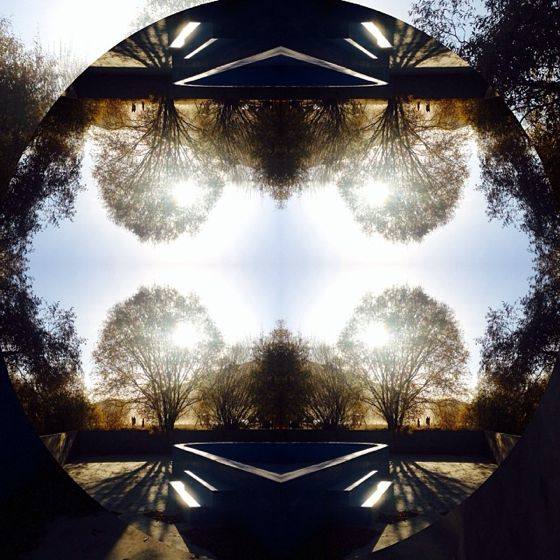 30 Mind-Blowing iPhone Photos of Symmetry