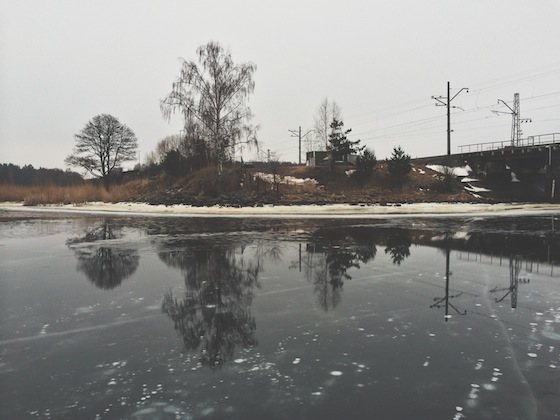 10 Tips for Taking Stunning iPhone Reflection Photos