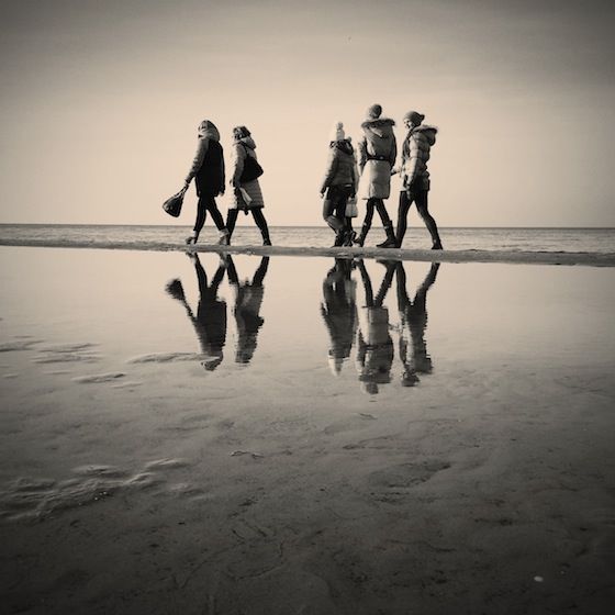 10 Tips for Taking Stunning iPhone Reflection Photos