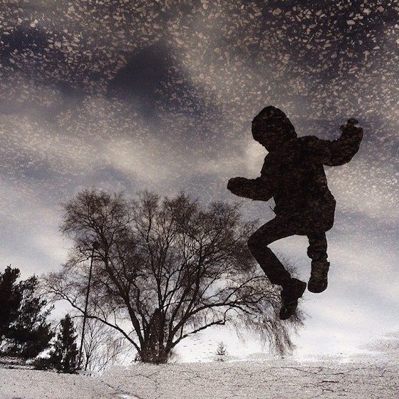 30 Unbelievable iPhone Reflection Photos