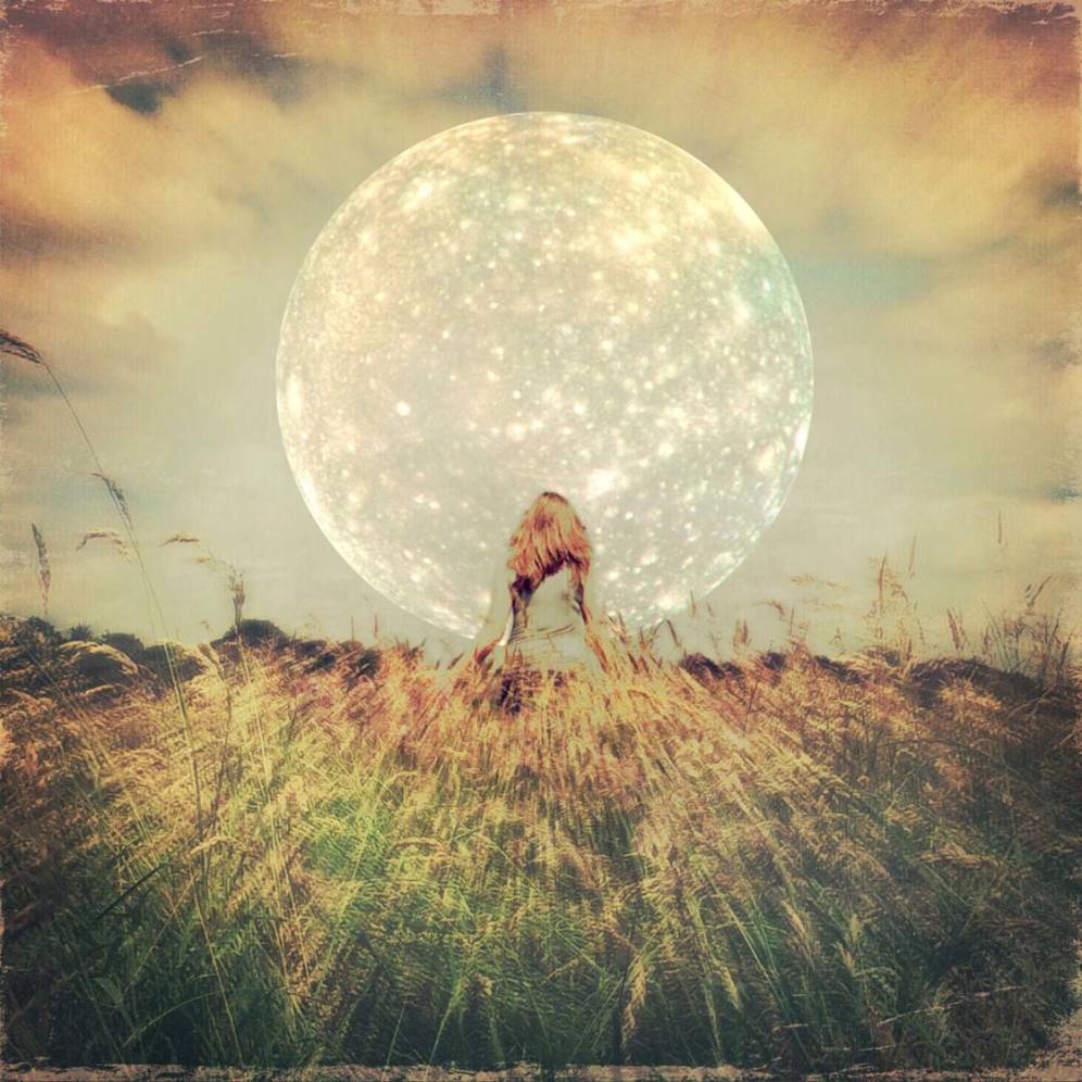 30 Great iPhone Photos That Use Central Composition