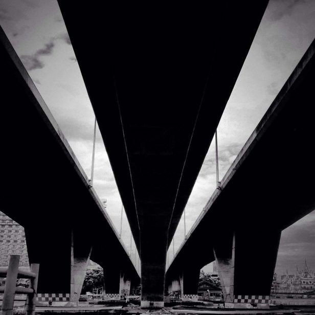 30 Great iPhone Photos That Use Central Composition