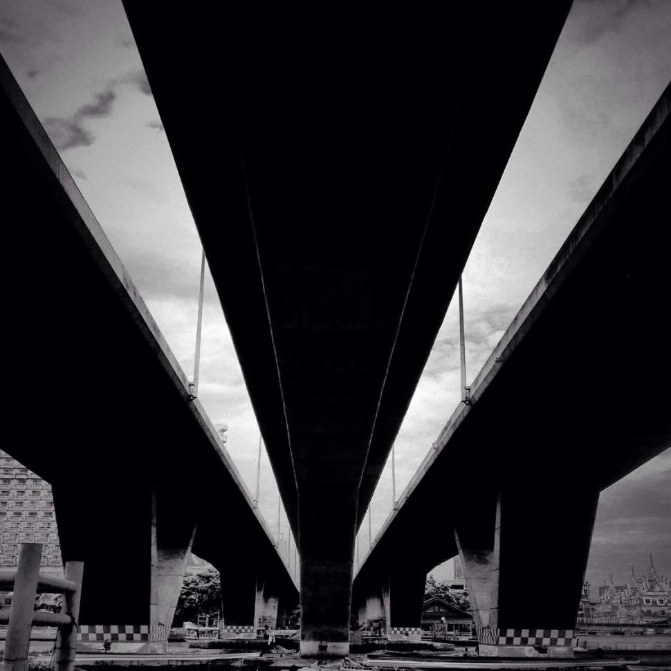 30 Great iPhone Photos That Use Central Composition