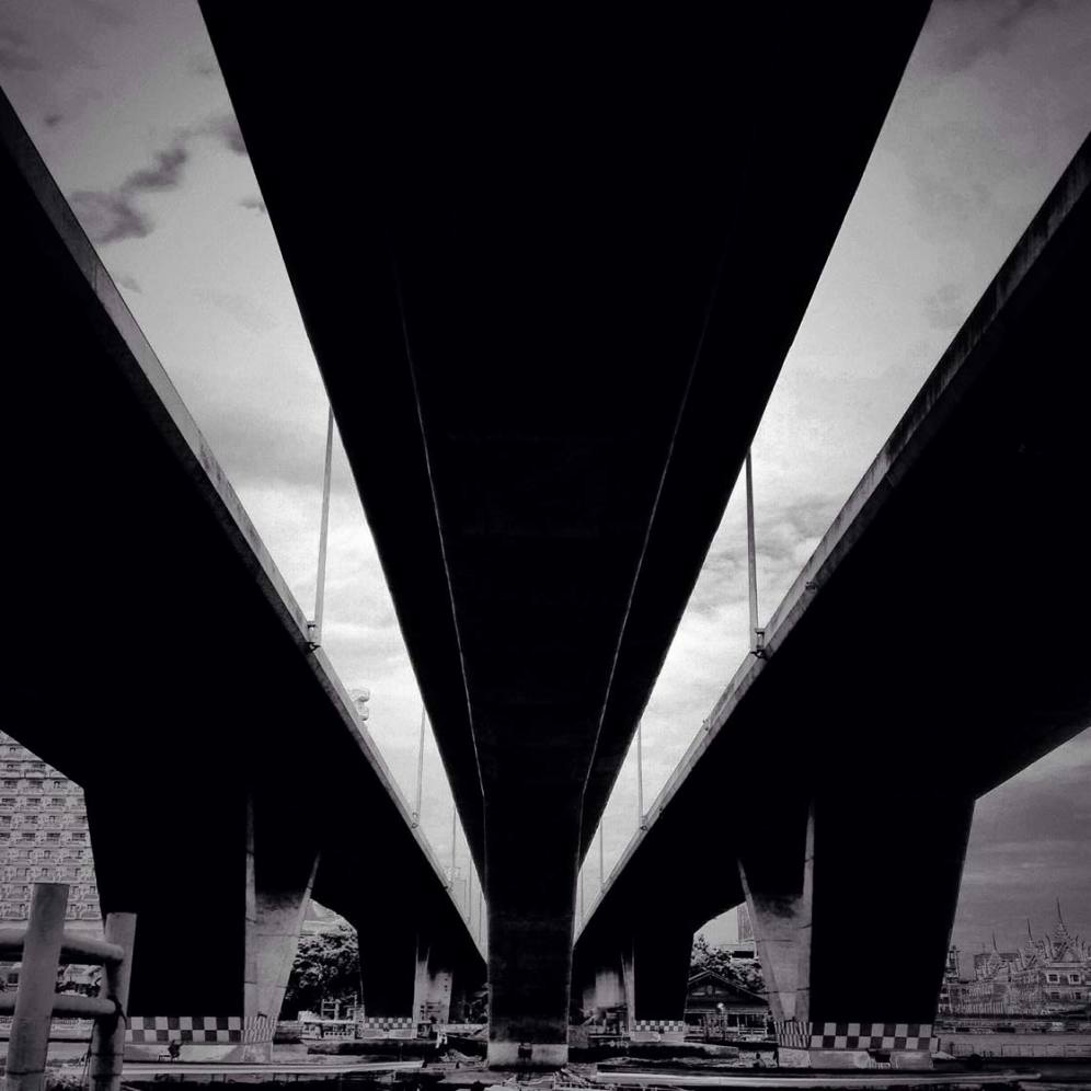30 Great iPhone Photos That Use Central Composition