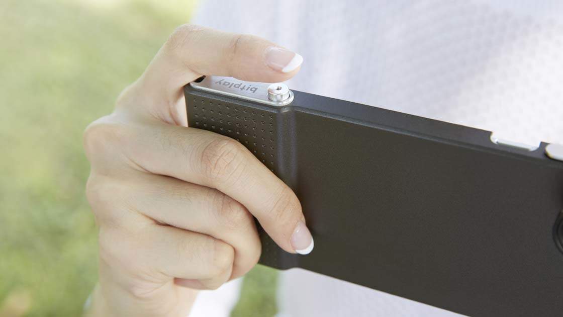 How SNAP! 6 iPhone Case Makes It Easier To Take Photos