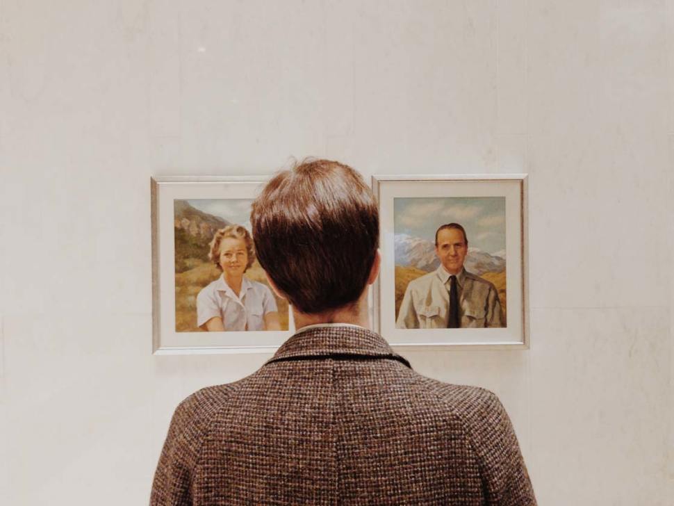 How Chris Schoonover Takes Stunning iPhone Portrait Photos