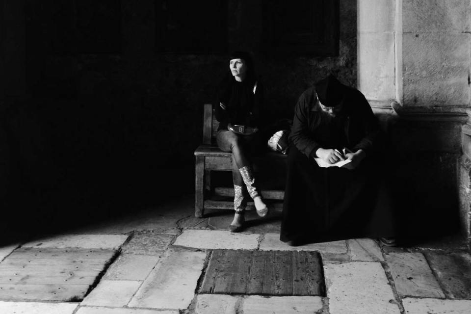 5 Tips For Taking Amazing iPhone Photos In Harsh Light