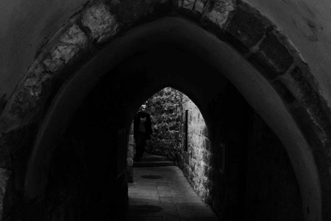 5 Tips For Taking Amazing iPhone Photos In Harsh Light