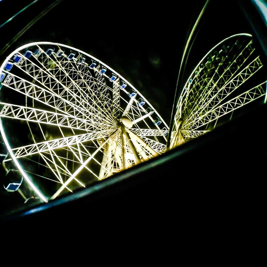 30 Incredible Examples Of iPhone Night Photography