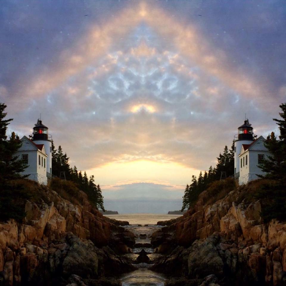 7 Tips For Creating Symmetry In Your iPhone Photos