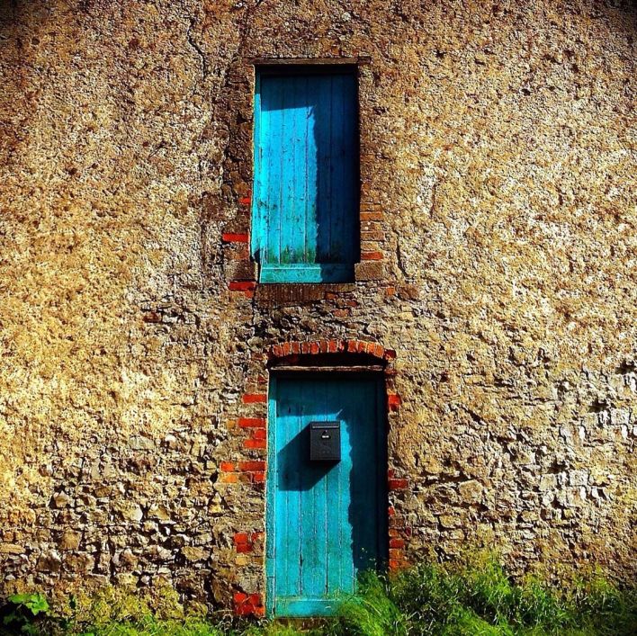 10 Tips For Taking Interesting iPhone Photos Of Buildings
