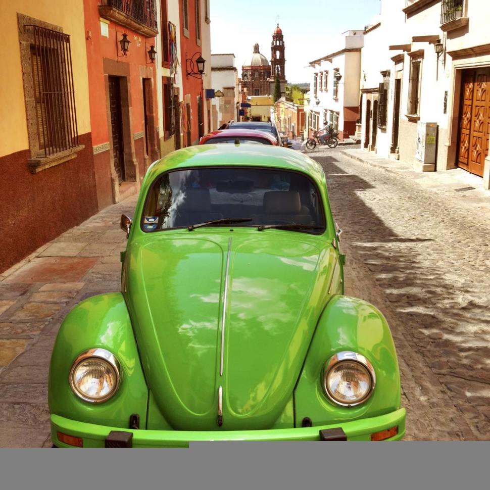 How To Take Great iPhone Photos Of Cars & Vehicles