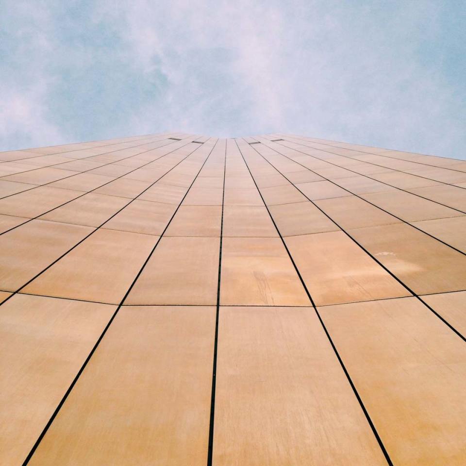 30 Amazing iPhone Photos Of Buildings & Architecture