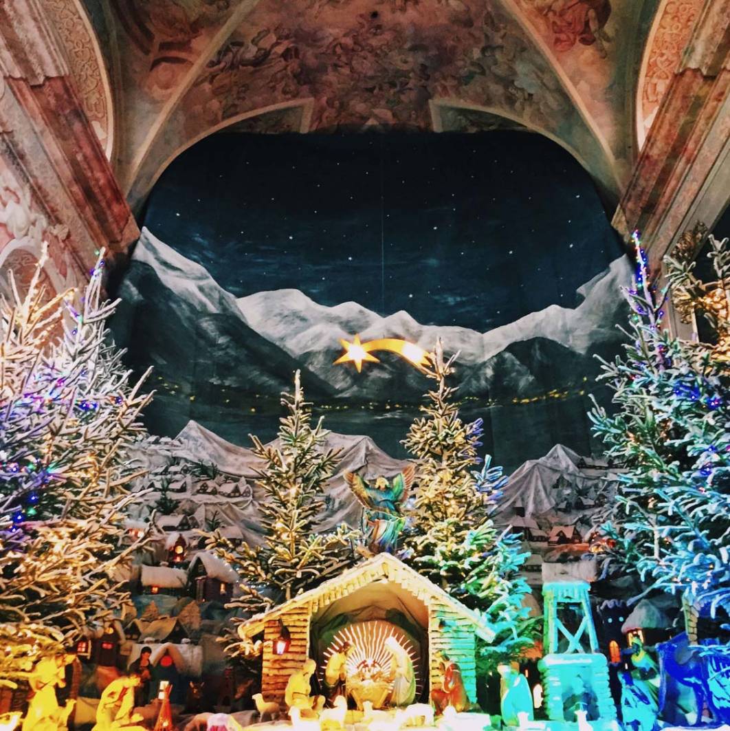 30 Superb iPhone Photos Of Christmas