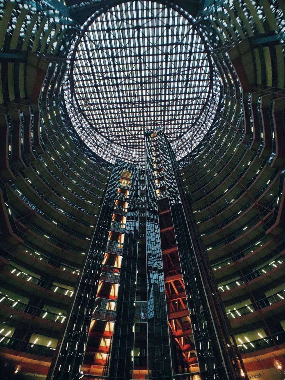 30 Great iPhone Photos Taken From Interesting Angles