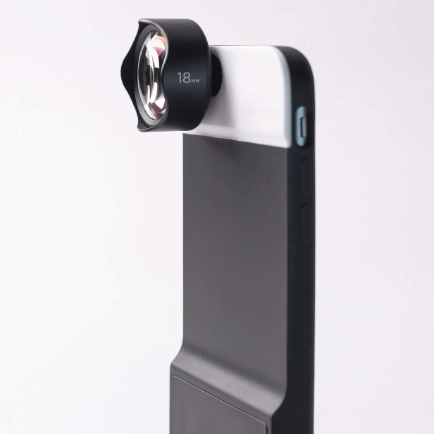 Moment Case Gives Your iPhone A Real Shutter Button