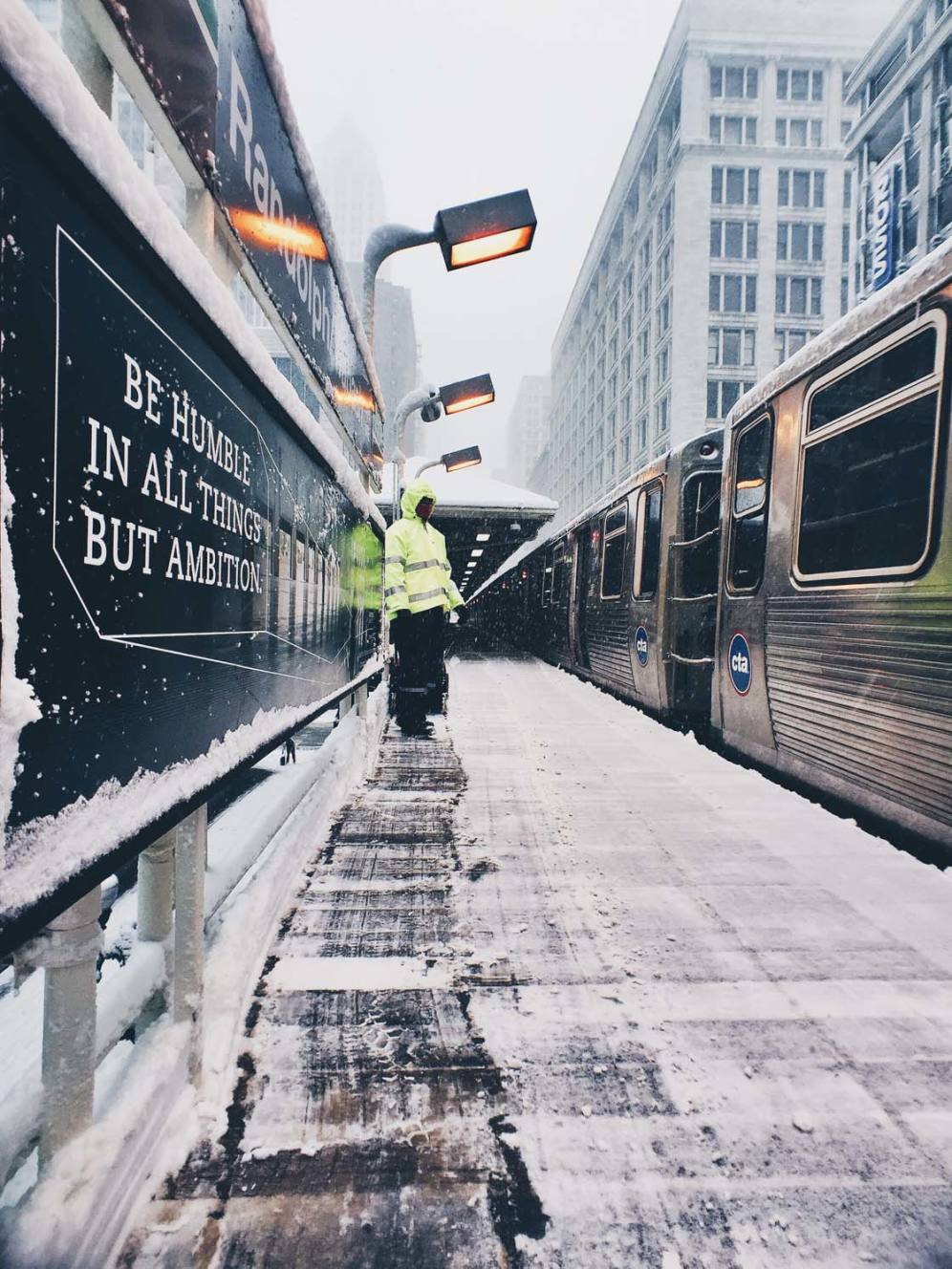 How Kameron Sears Takes Amazing Urban iPhone Photos