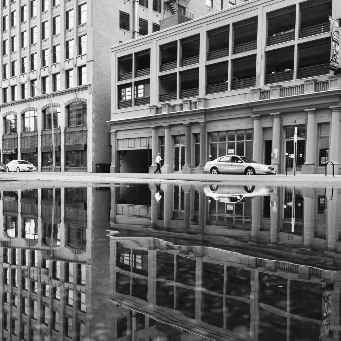 7 Tips For Capturing Amazing iPhone Puddle Reflection Photos