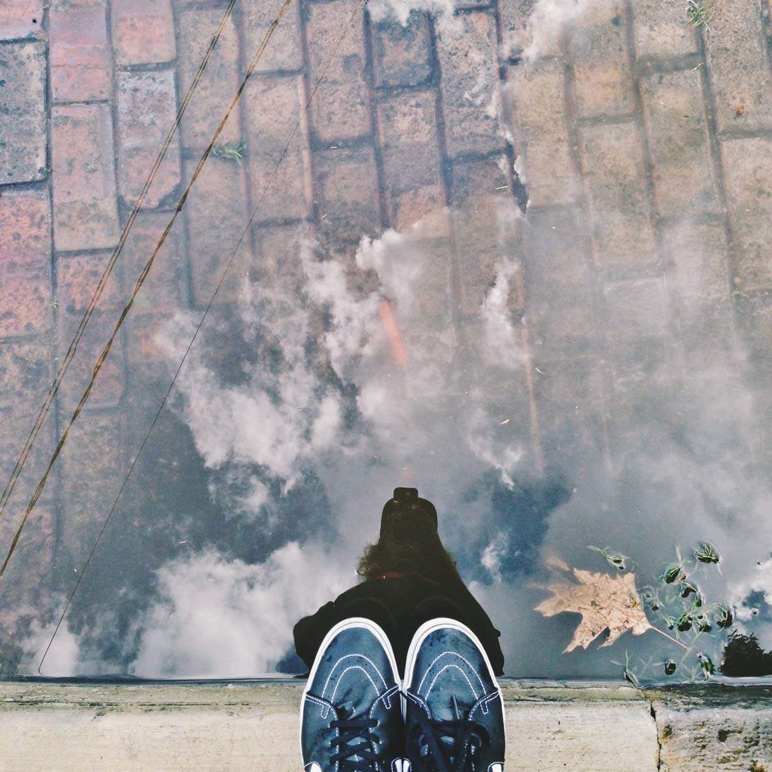 7 Tips For Capturing Amazing iPhone Puddle Reflection Photos