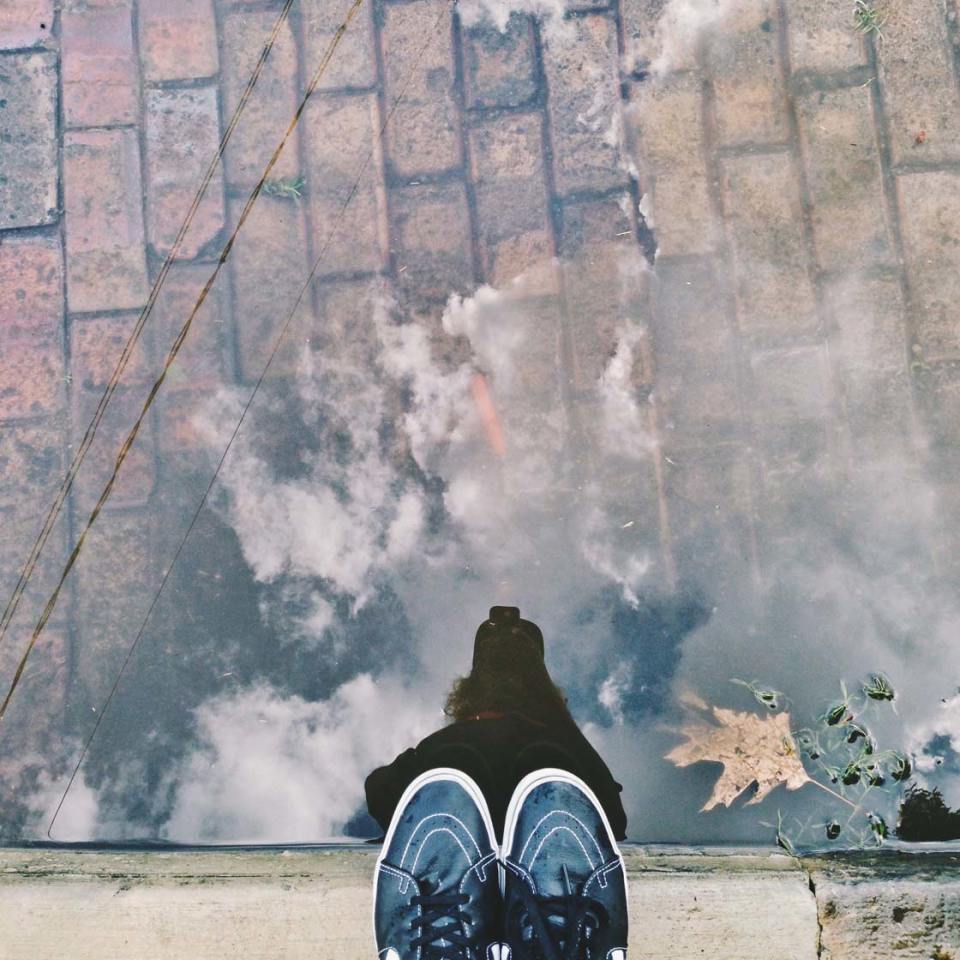 7 Tips For Capturing Amazing iPhone Puddle Reflection Photos