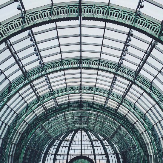 Create Incredible iPhone Photos Using Pattern & Repetition