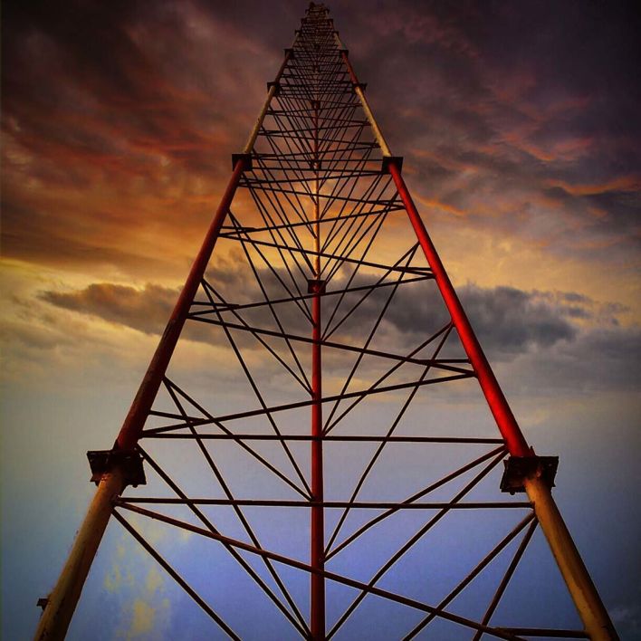 30 Incredible iPhone Photos That Use Leading Lines