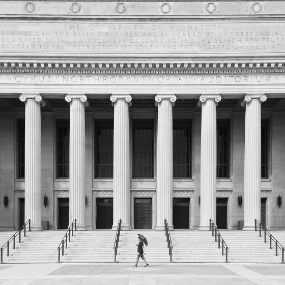 How Eric Mueller Takes Incredible Photos With His iPhone